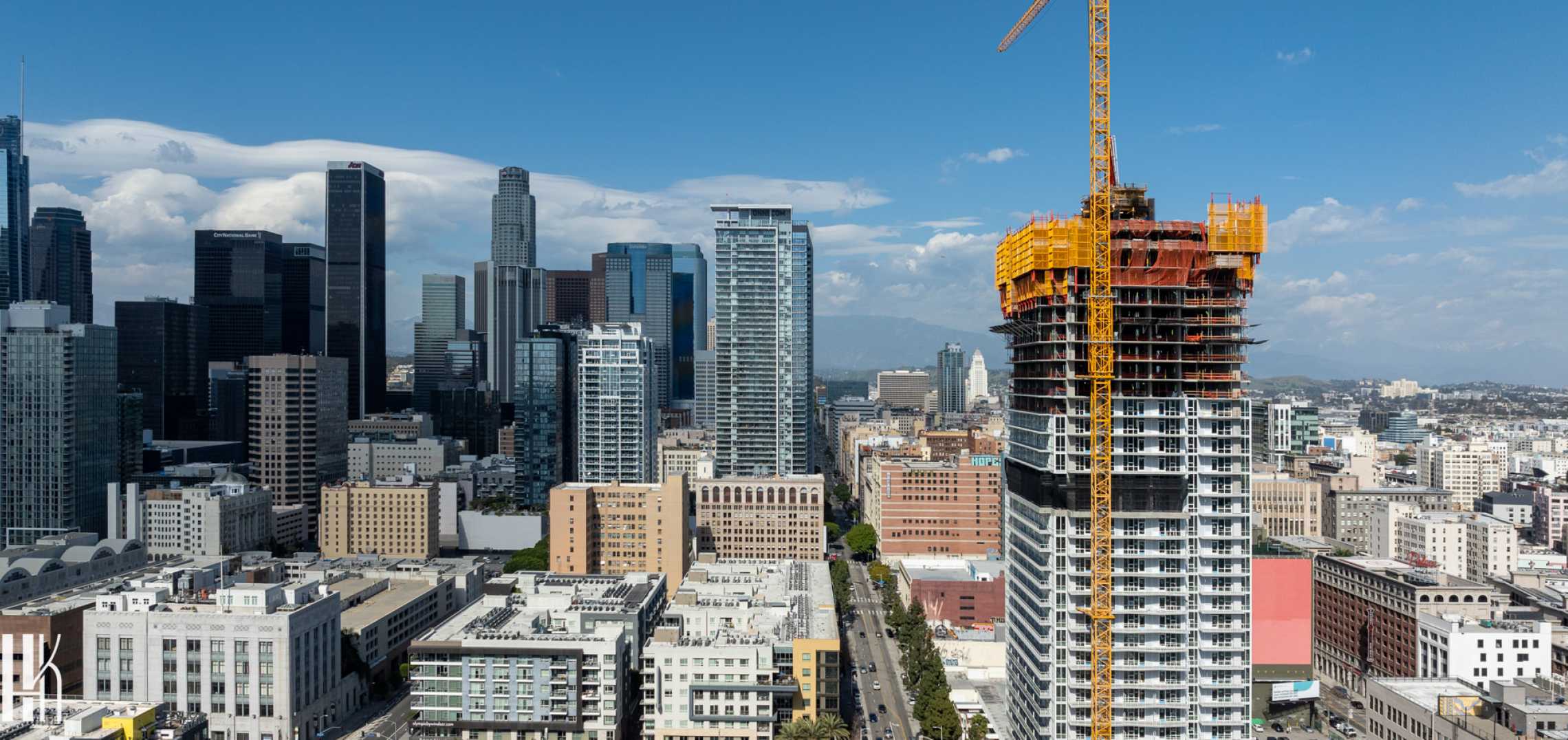 Onni apartment tower continues its ascent at 1000 S. Hill Street in DTLA | Urbanize LA